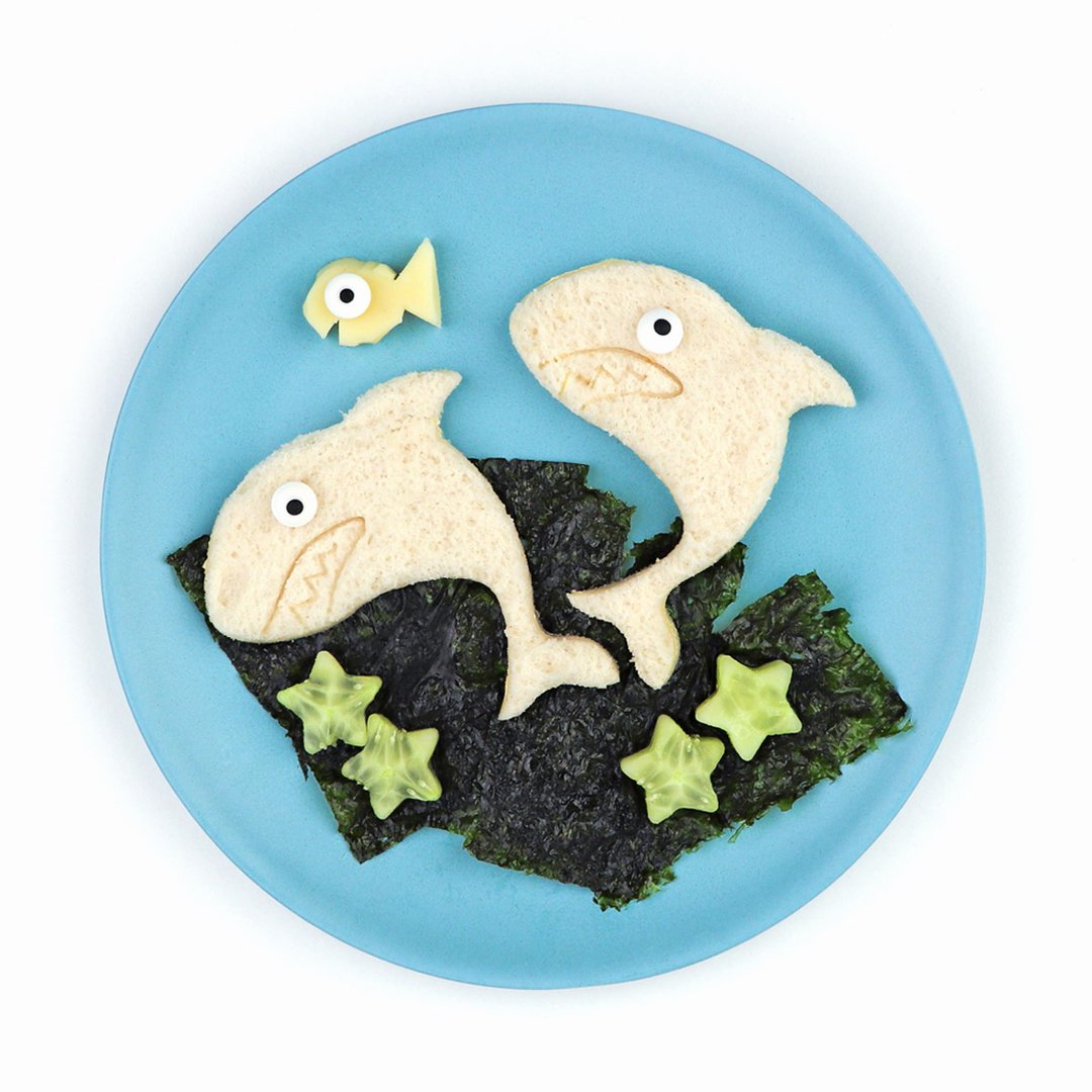 LUNCH PUNCH SANDWICH CUTTERS - SHARK – Oh My Lunchbox